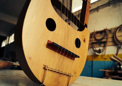 Phorminx (7 or 9 strings) – ancient lyre-type instrument with vibrato ...